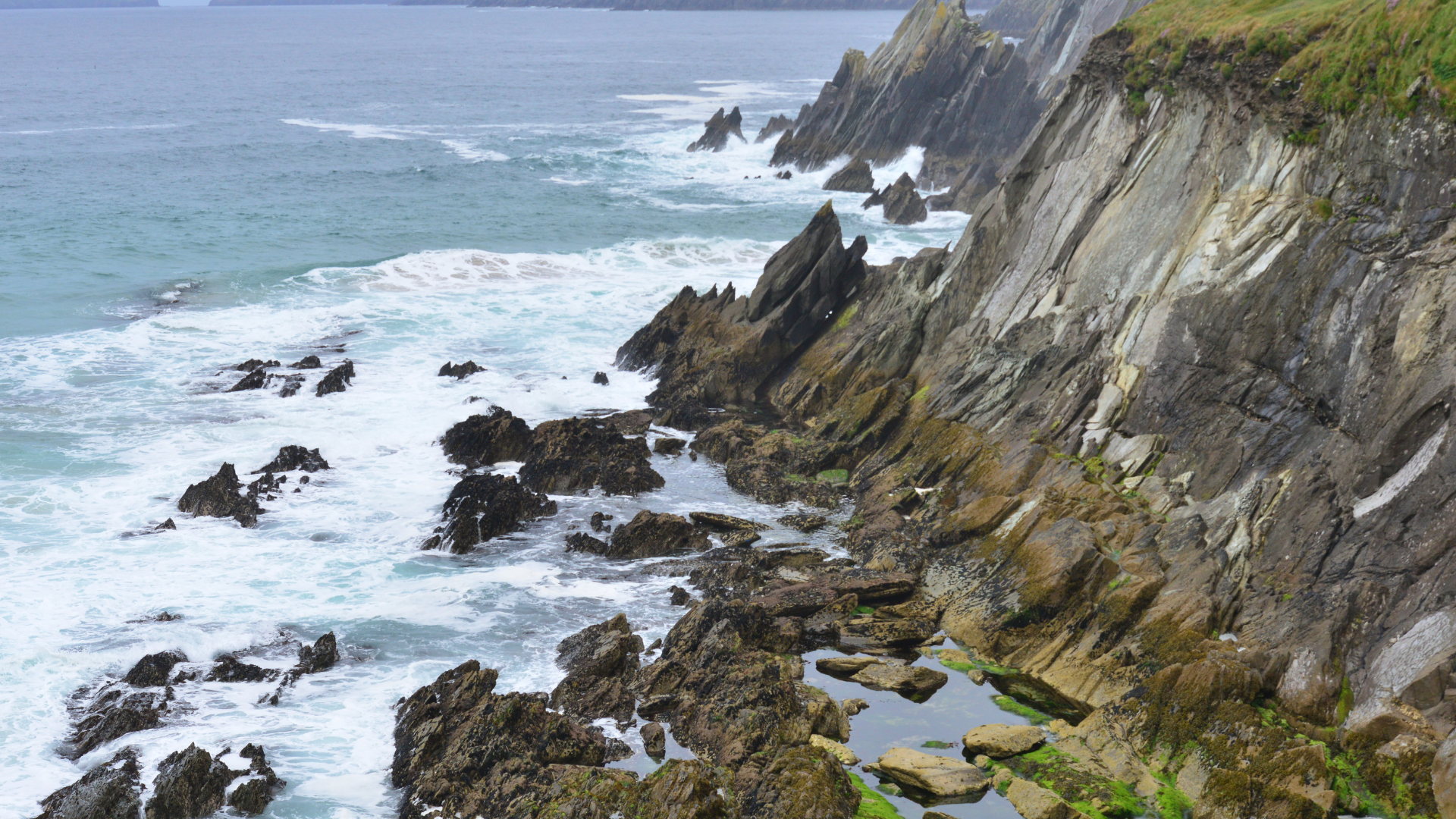 16 Captivating Monuments and Locations To See When Traveling Through ...