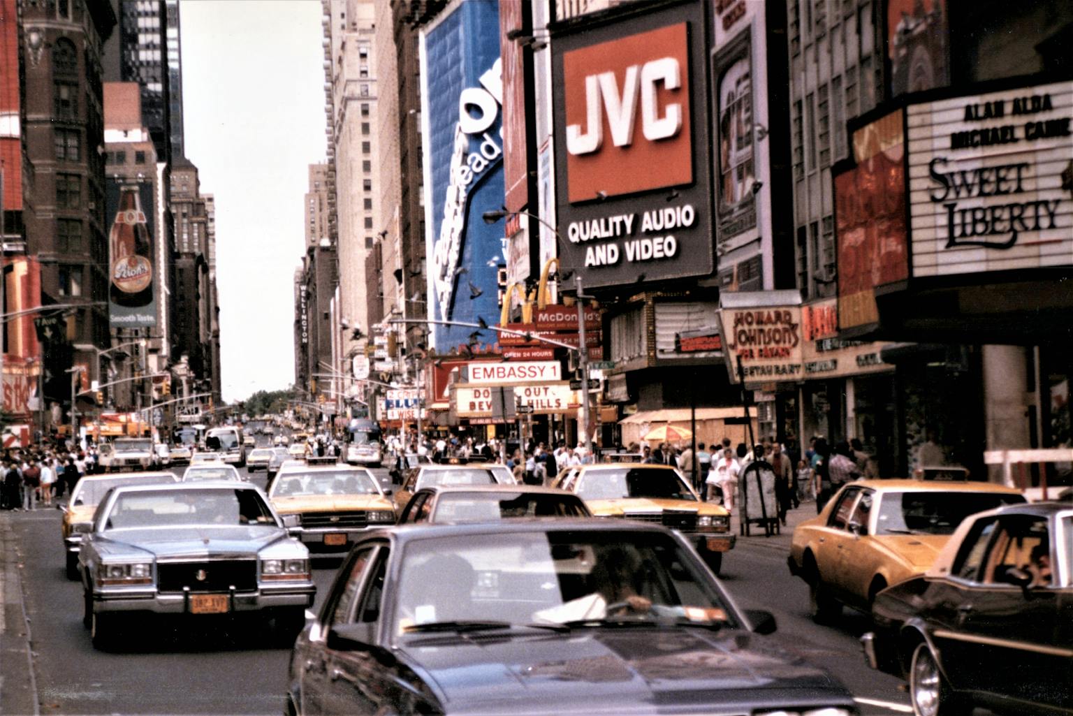 20 Iconic Attractions to See in New York from the 60s to the 90s - The ...
