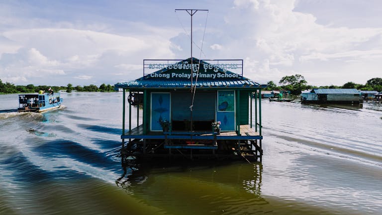 11 Must-See Floating Villages and Water Cities Around the World - The ...