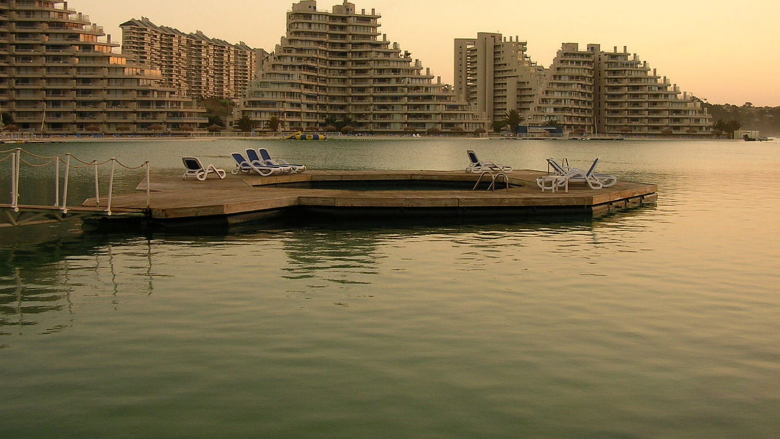 The World’s 10 Most Extravagant Pools You Won’t Believe Exist - The ...