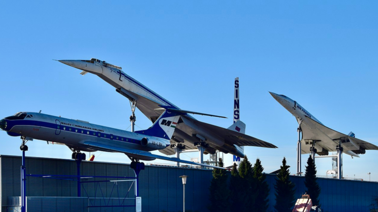 10 Astonishing Facts About the Concorde, the World’s Fastest Passenger ...