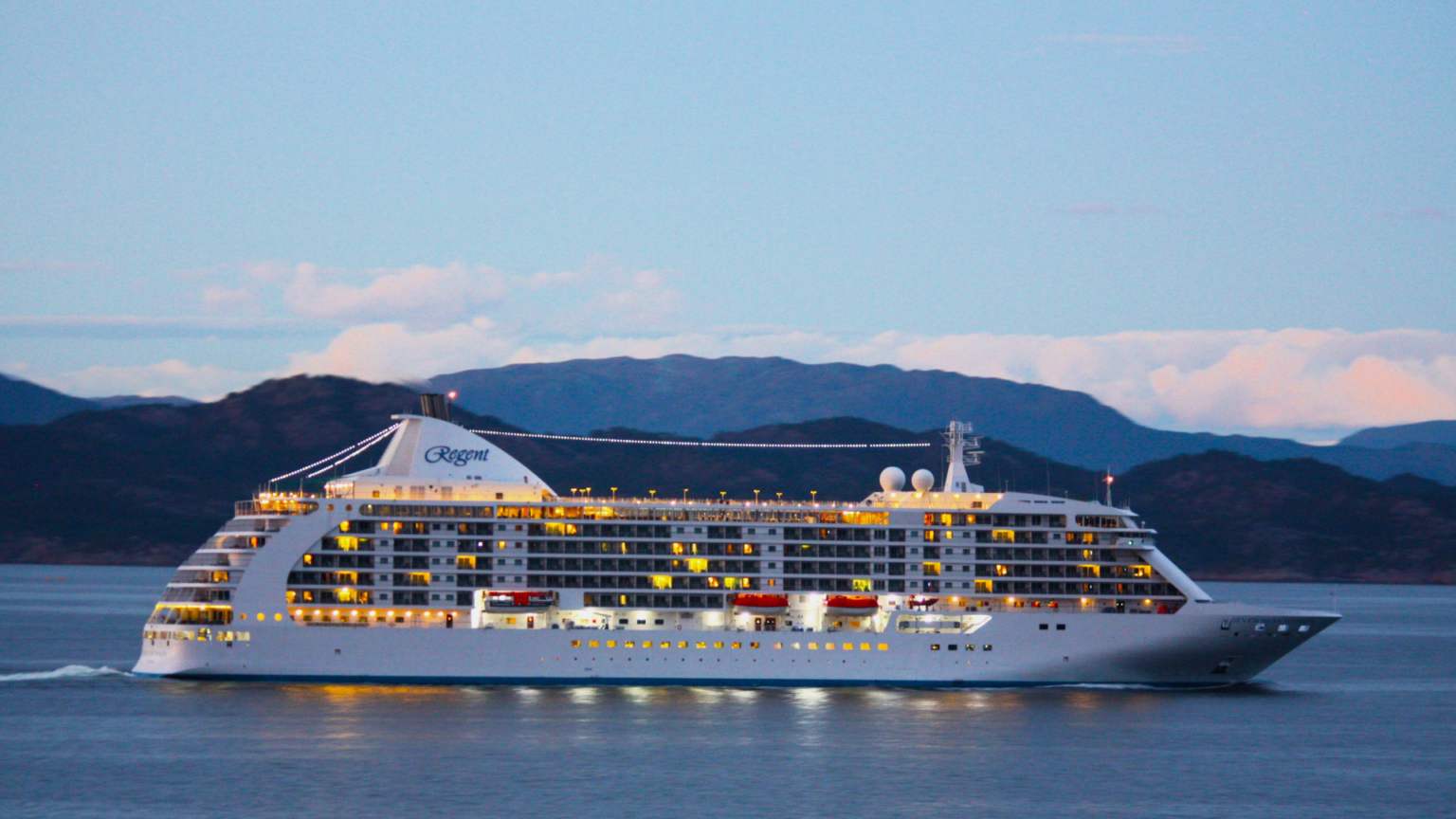Luxury at Sea: 2025’s Top 10 Cruise Lines, Ranked from Elite to ...