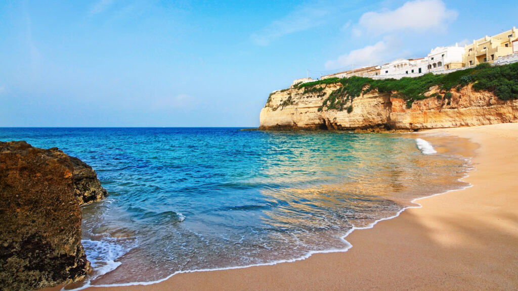 Travel with Peace of Mind: 12 of the Safest Beaches Around the World ...