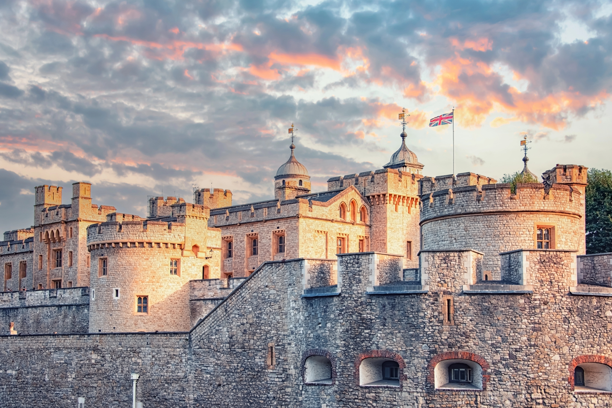 15 English Castles That Everyone Should Visit Once in Their Life - The ...