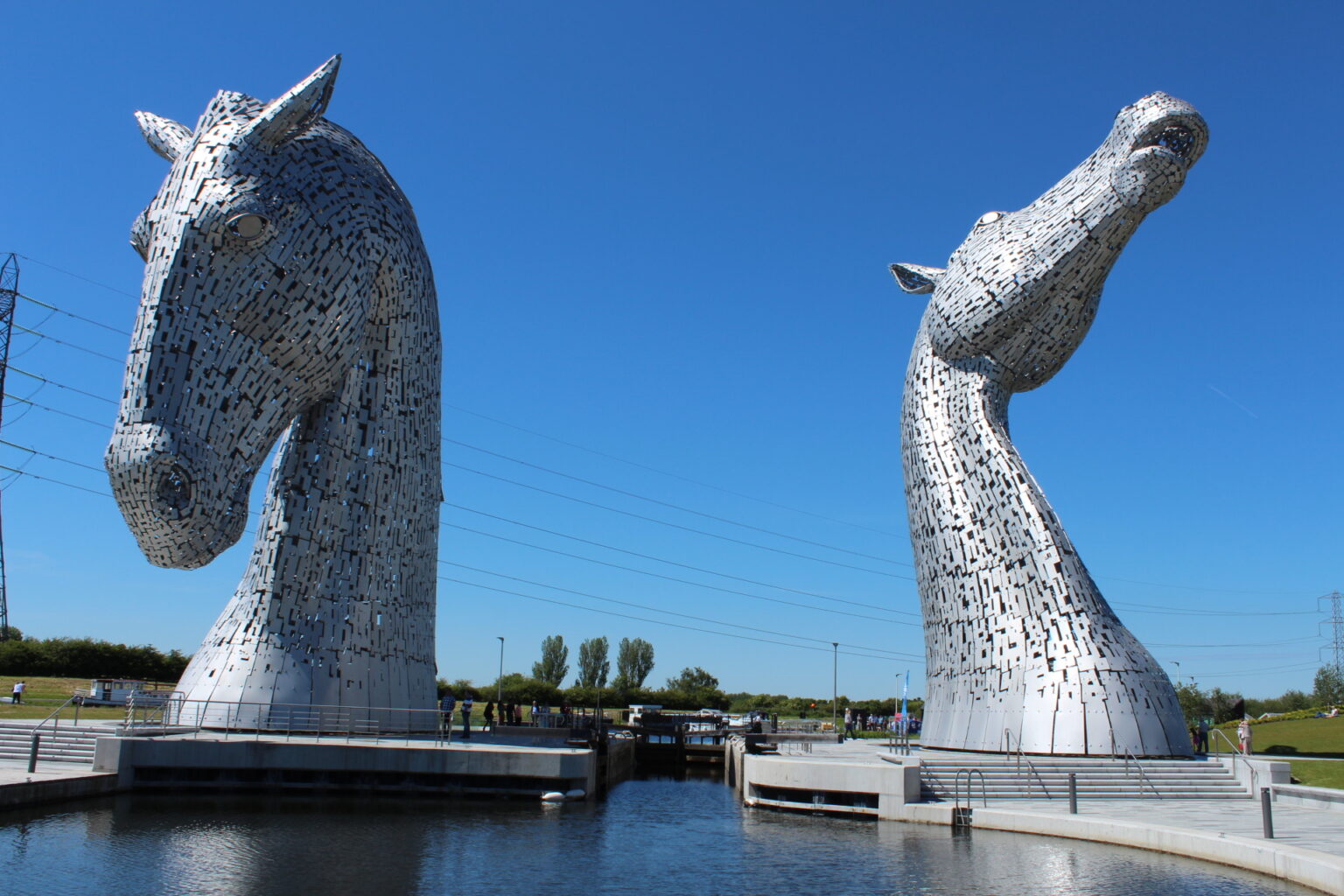 The 20 Most Iconic Statues Around The World: Not Found in a Capital ...