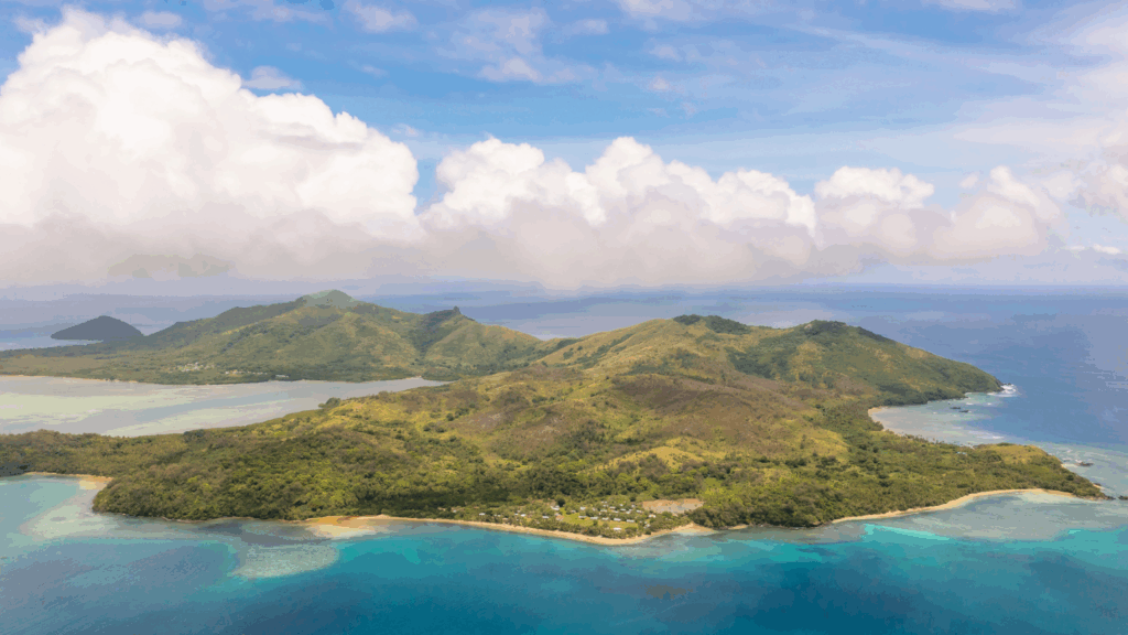 16 Islands With Year Round Swimming Lagoons - The Daily Dive